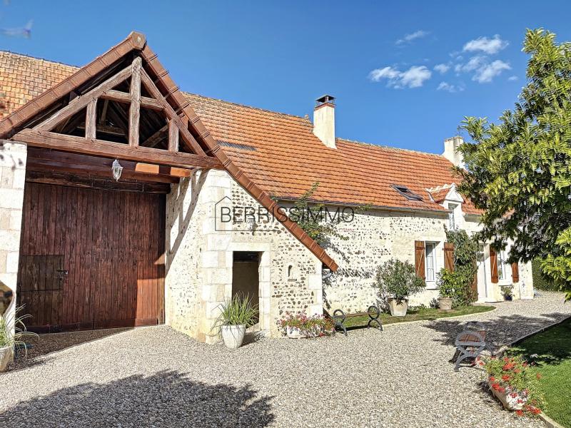FERMETTE RENOVEE AVEC GRANGE A PORTEAU à vendre ST AOUT (36120 ...